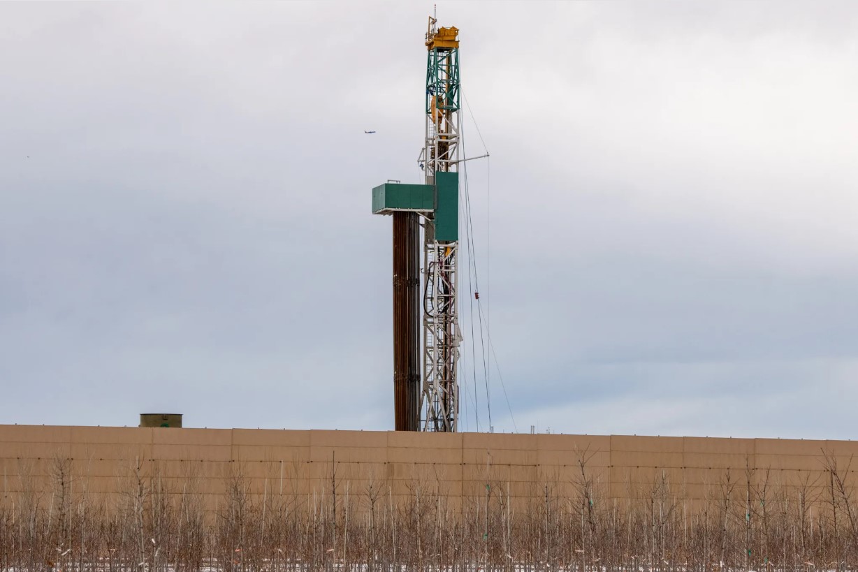 Can viruses help clean wastewater from fracking? It’s a “yes, but” from ...